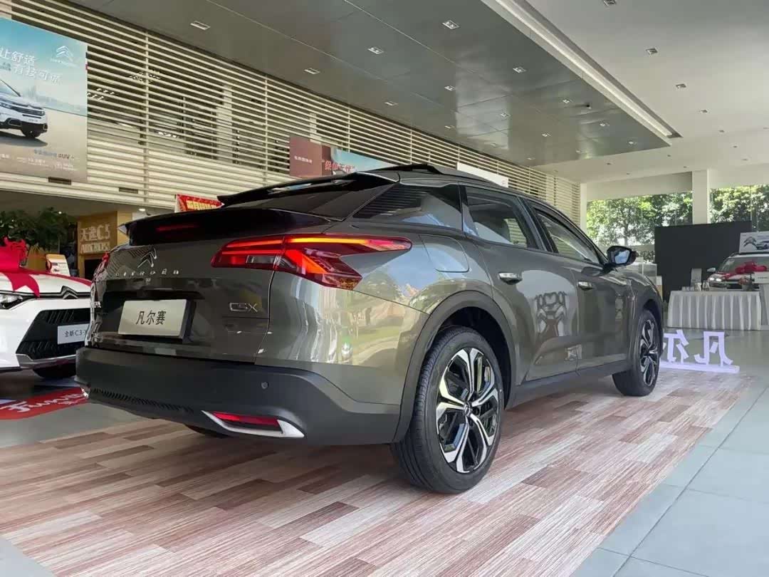 探店凡尔赛C5X：14万起步，值得一试？_车家号_发现车生活_汽车之家