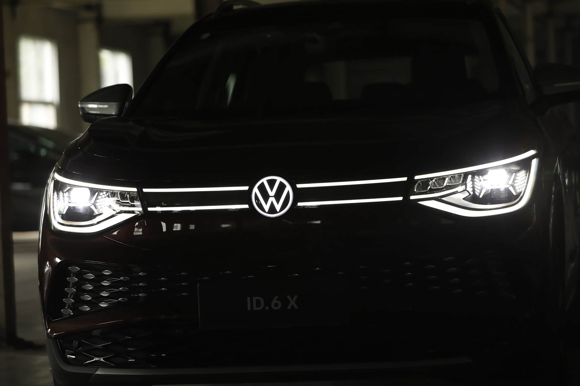 就像把玩一个大玩具 驾驶上汽大众ID.6X 2021款Pro 极智长续航版_车家号_发现车生活_汽车之家