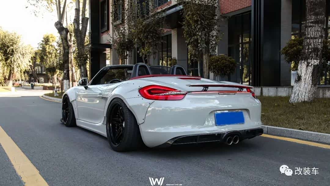 【文章】这台保时捷981 Boxster为何那么像718 GT4？坚持移植就不会过时_车家号_汽车之家