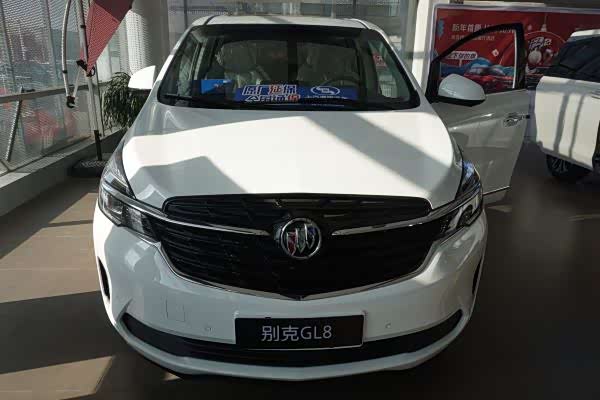 探店：2021款别克GL8，白色显大气，23.29万起，价格“真香”_车家号_发现车生活_汽车之家