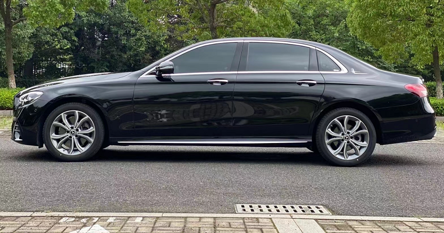 体验奔驰E300L：外观似S级超气派，内饰确实奢华，但配置不足_车家号_发现车生活_汽车之家