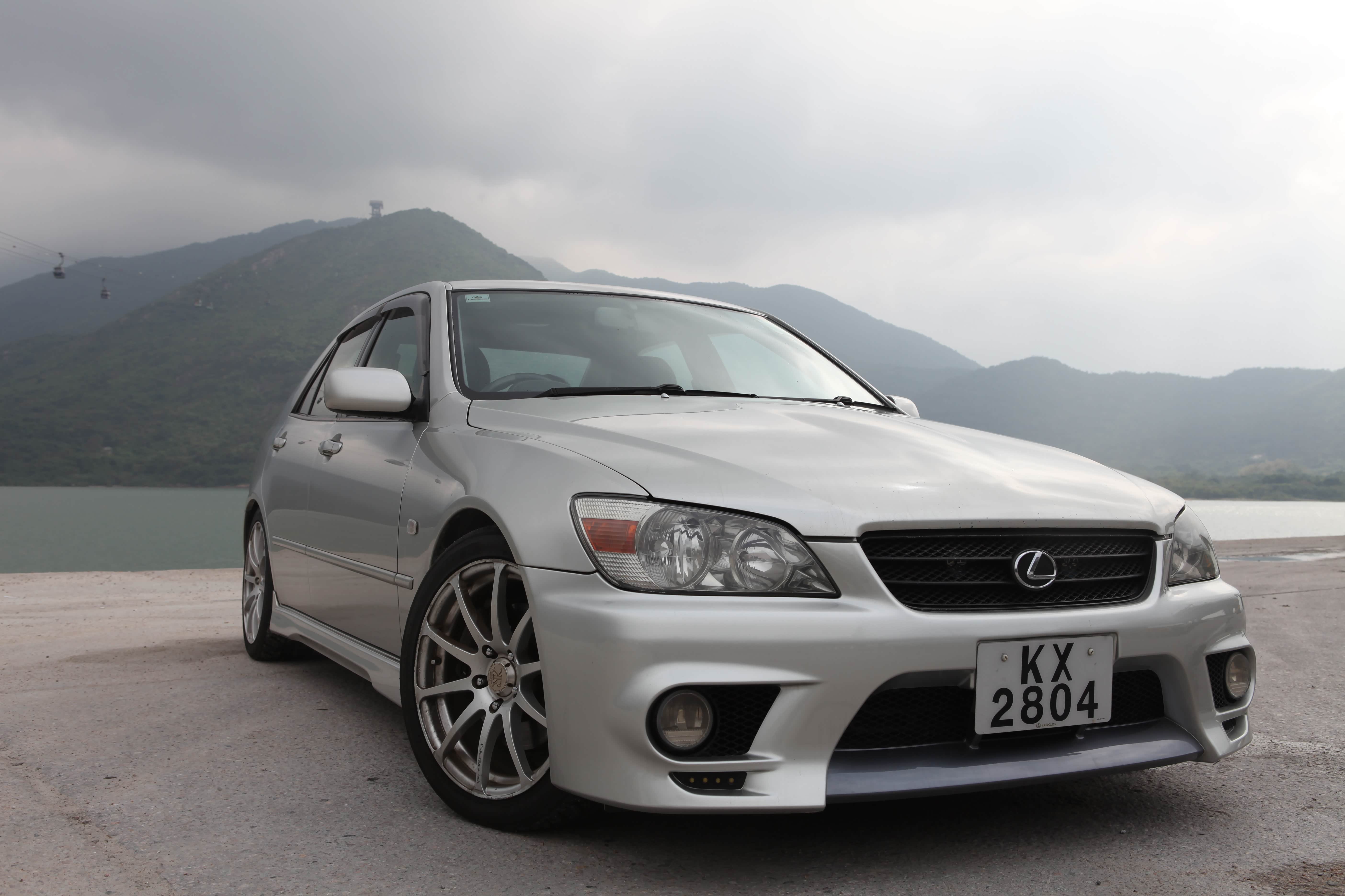 【文章】一万八港币体验手动雷克萨斯IS200咬地鲨_车家号_汽车之家