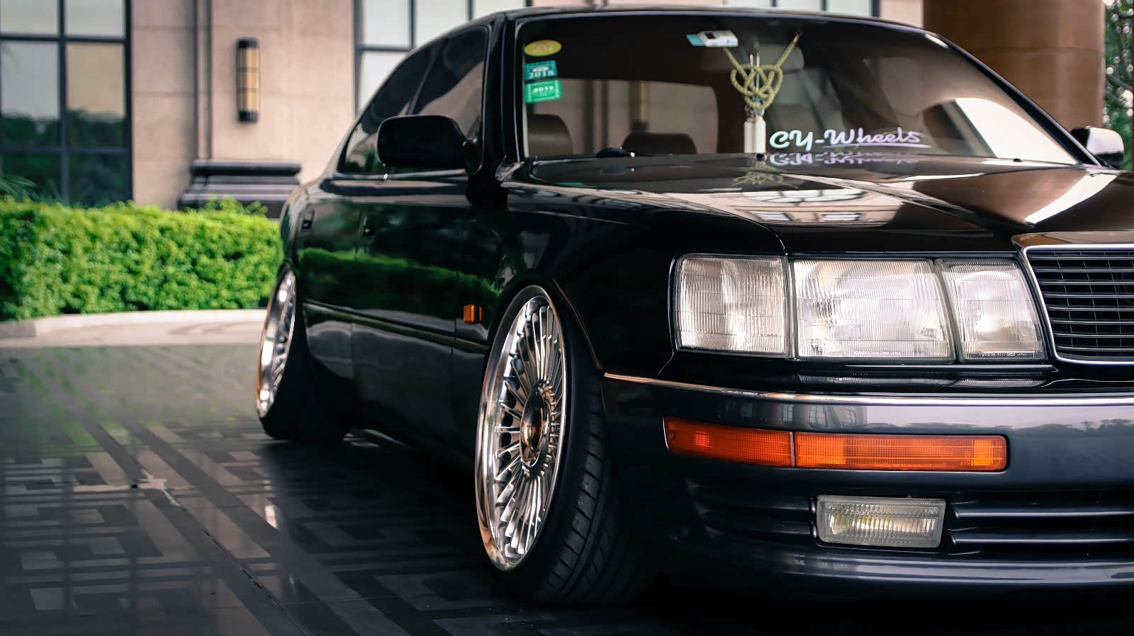 当年的大佬座驾现在仍然威风十足，雷克萨斯LS400改装案例！_车家号_发现车生活_汽车之家