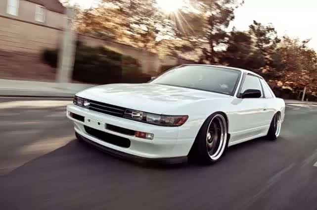 《头文字D》中“绿叶”车池谷浩一郎 日产Silvia S13_车家号_发现车生活_汽车之家