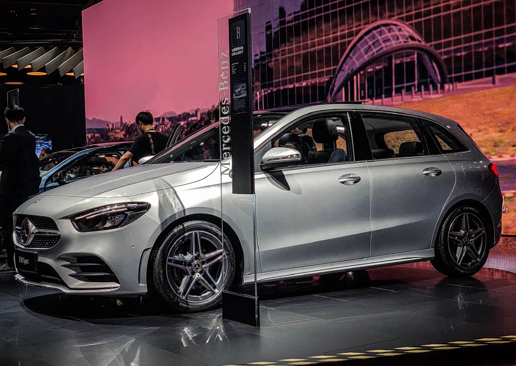 全新梅赛德斯-奔驰B200 Sport！_车家号_发现车生活_汽车之家